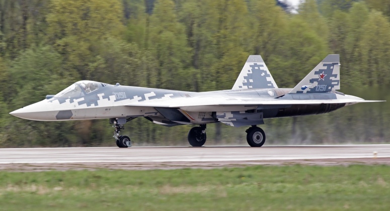 La Fuerza Aérea rusa despliega por primera vez el nuevo caza Su-57 - mpr21